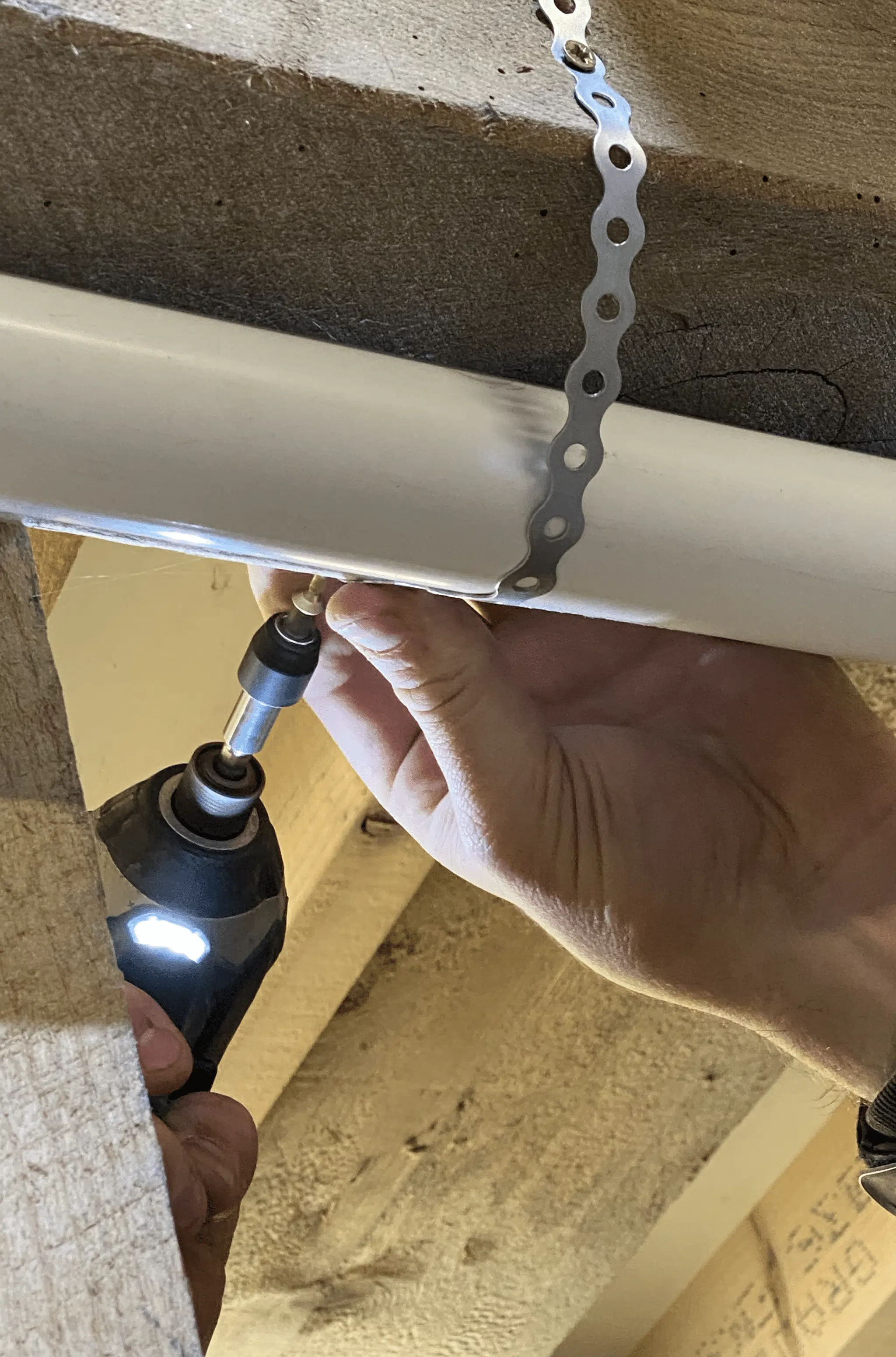 Galvanised Banding - Top 5 Uses for Galvanised Banding in Everyday Projects